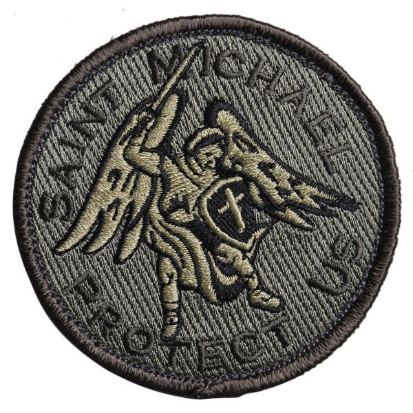 ●大天使ミカエルをモチーフにしたパッチ●様々な種類のパッチを製作するMIL-SPEC MONKEY(ミルスペックモンキー)のワッペン。「SAINT MICHAEL」、「PROTECT US」の文字と、剣と十字の紋章が入った楯を手にした天使ミ...