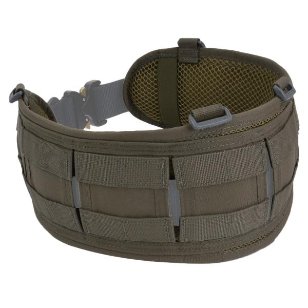 ●装備の拡張性に優れた実用的なベルトパッド●VTACのMOLLEベルトパッド(BROKOS BELT)です。MOLLEウェビングが施されたパネル状になった部分にベルトを通す仕様。MOLLEシステムに対応するアイテムの装着が可能で、更にベルト...