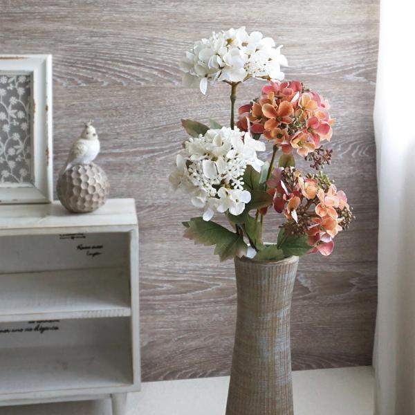 ■内容：1本■カラー：ホワイトベージュ・オレンジレッド■サイズ：約 全長48cm・房10〜11.5cm■素材：ポリエステル・ポリエチレン等※茎を少し曲げて梱包させていただく場合があります。予めご了承ください。■写真内の花瓶・小物等は商品に含...