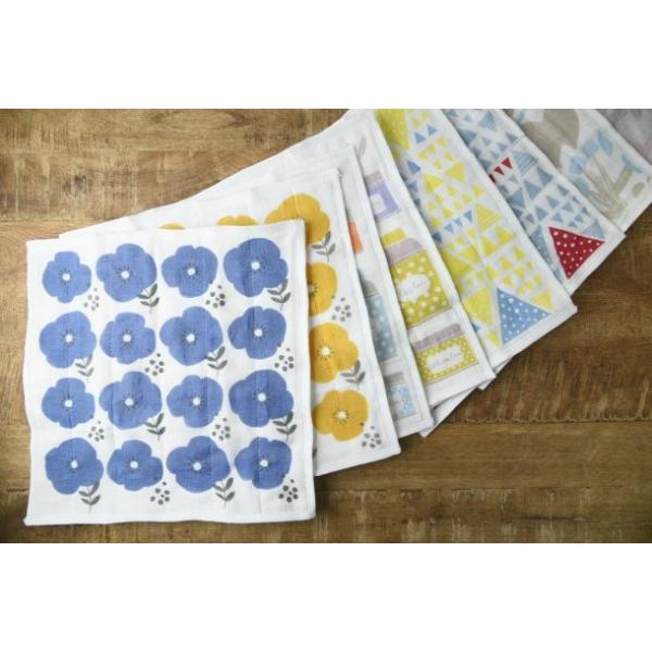 ****製品についてご注意ください。****【実店舗でも販売中のためご注文時に在庫切れとなることがございます。】サイズ幅/30ｘ30cm 素材プリント面/綿100％ 、中裏面/レーヨン100％・日本製 おすすめ用途レンジ拭き、台拭き 製品に...