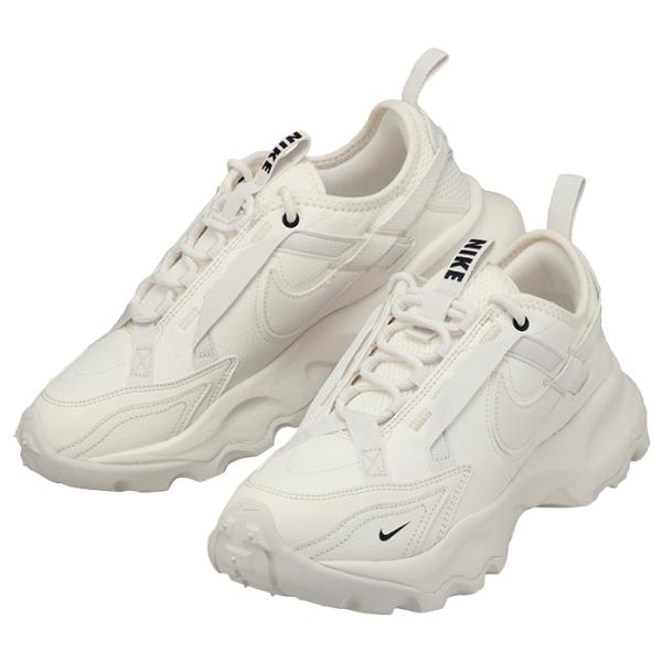 NIKEよりスニーカーの入荷です。「セイル」オフホワイト カラーで、毎日の着用に適したシンプルなデザイン。