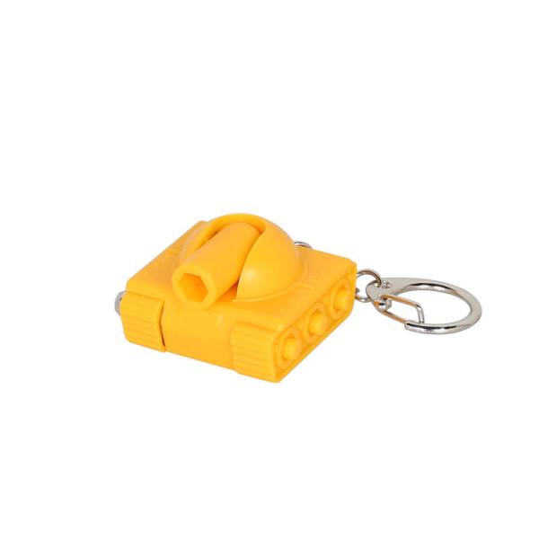 いざという時に活躍する、携帯用ミニドライバーセットTOOL KEY CHAIN ''TANK'' YELLOWツール キー チェーン ”タンク”品番: K825-1065YLカラー: YELLOWサイズ : H.27mm W.43mm D....