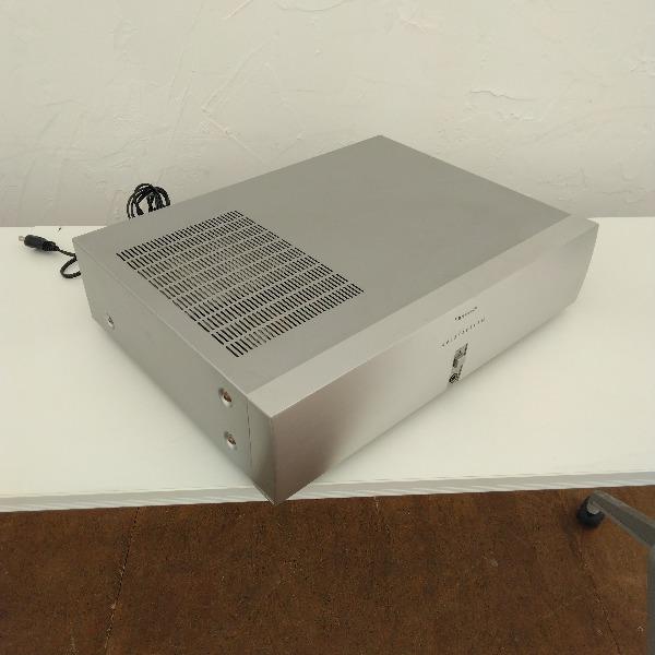 【メーカー】nakamichi【カラー】シルバー※色名はメーカー公式色名称と異なる場合がございます。【組み立て状態】組み立て済み※お客様で別途組み立て作業の必要はございません【当店管理番号】10001670【サイズ詳細】幅:約430mm /...