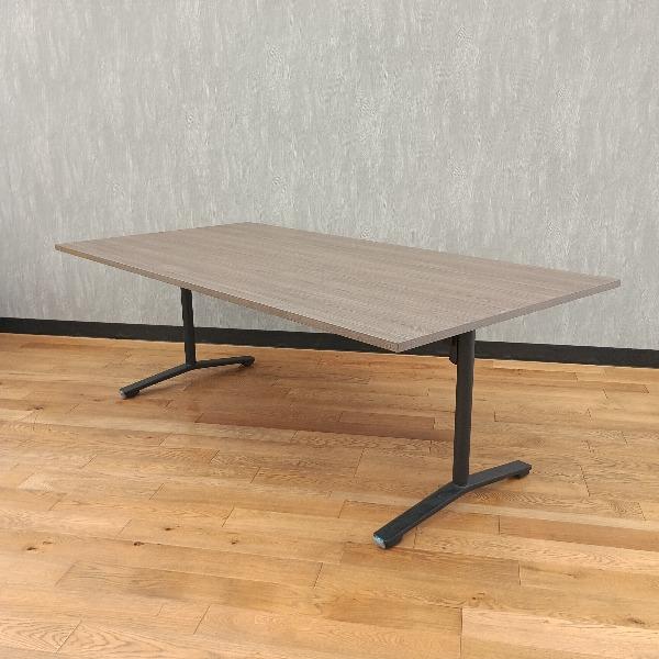 【メーカー】コクヨ / KOKUYO【型番】MTT-V211MG5【製造年】2020年製【カラー】ブラウン※色名はメーカー公式色名称と異なる場合がございます。【当店管理番号】10001896【サイズ詳細】幅:約2010mm / 奥行:約10...