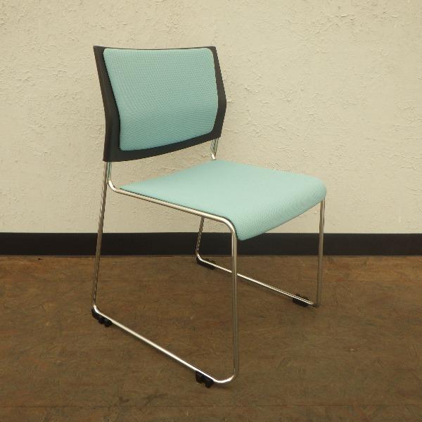 【メーカー】オカムラ / OKAMURA【シリーズ】ケッテ【型番】8105SC-FSG7【参考価格】25,520円（税込）【製造年】2023年製【カラー】ブルー背カラー:セージ 座カラー:セージ※色名はメーカー公式色名称と異なる場合がござい...