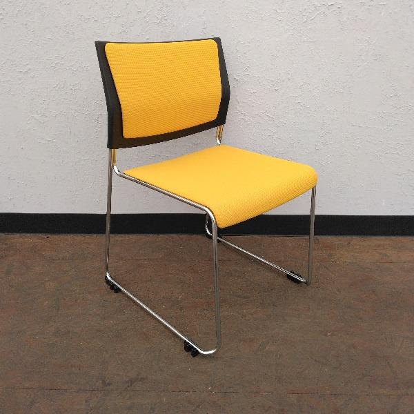 【メーカー】オカムラ / OKAMURA【シリーズ】ケッテ【型番】8105SC-FSG9【参考価格】25,520円（税込）【製造年】2023年製【カラー】イエロー背カラー:イエロー 座カラー:イエロー※色名はメーカー公式色名称と異なる場合が...