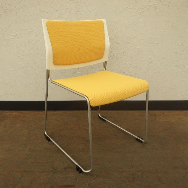 【メーカー】オカムラ / OKAMURA【シリーズ】ケッテ【型番】8105WC-FSG9【参考価格】21,010円（税込）【製造年】2024年製【カラー】イエロー背カラー:イエロー 座カラー:イエロー※色名はメーカー公式色名称と異なる場合が...