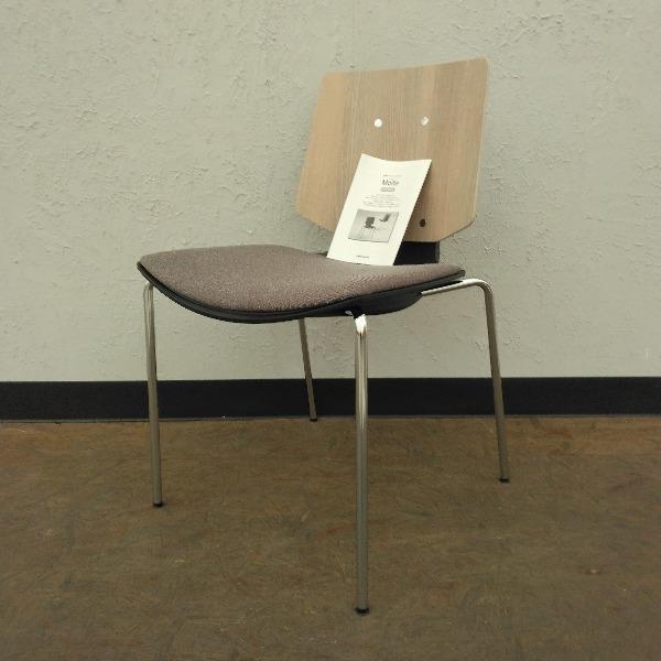 【メーカー】オカムラ / OKAMURA【シリーズ】Molte モルテ【型番】9379AB-FXW3【製造年】2024年製【カラー】ブラウン背裏カラー:チョークドエルム 座カラー:ダークブラウン※色名はメーカー公式色名称と異なる場合がござい...