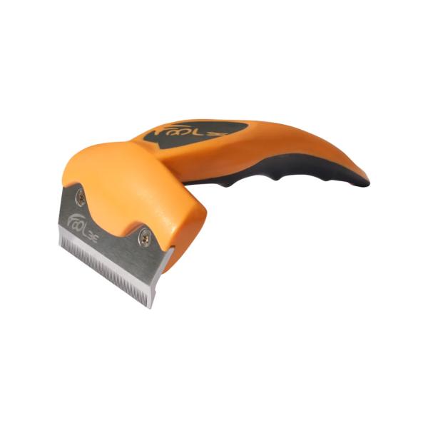 体重5kgまでの犬、猫に最適です。本体サイズ：長さ15cm、幅7.5cm櫛部寸法：4.5cm材質(刃)：ステンレス材質(柄)：ABS樹脂、TPRゴム