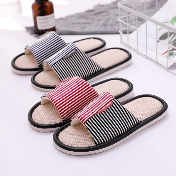 【発売日：2025年07月23日】【ルームスリッパ】軽量で通気性抜群｜室内外兼用のボーダーデザイン■カラーレッド×ブラック、ピンク×ブラック、グレー×ブラック（※画像は実物と色味が異なる場合があります）■サイズフリーサイズ（約24.526....