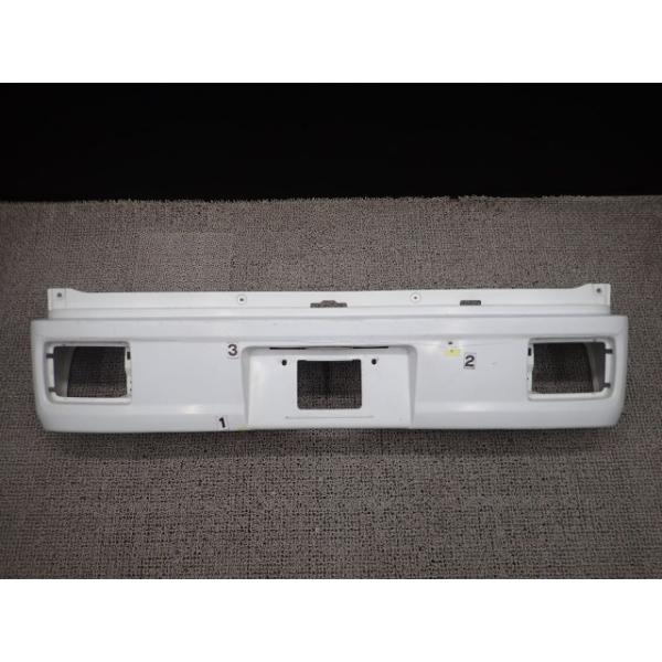 **** 商品説明を必ずご確認ください ****部品管理番号：202511927915100メーカー純正品番：85050-4A00J部品名：RバンパーASSY部品メーカー品番：ウラNo.71811-64P0部品区分：リサイクル品車名：NV1...