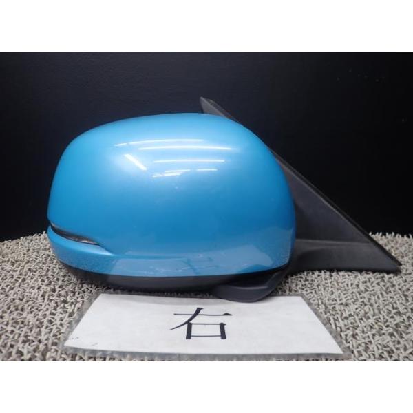 **** 商品説明を必ずご確認ください ****部品管理番号：202512078413500部品メーカー：イシザキメーカー純正品番：76208-T4G-J43部品名：右サイドミラー部品区分：リサイクル品車名：Ｎ−ＯＮＥ車両タイプ名：5ドアハ...
