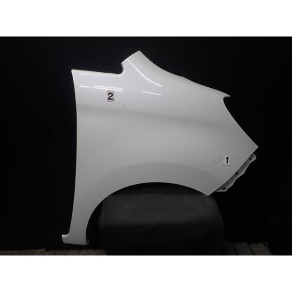 **** 商品説明を必ずご確認ください ****部品管理番号：202612193510600メーカー純正品番：MQ501212部品名：右Fフェンダー部品区分：リサイクル品車名：デリカＤ2車両タイプ名：5ドアハッチバック通称型式：MBSE認定...