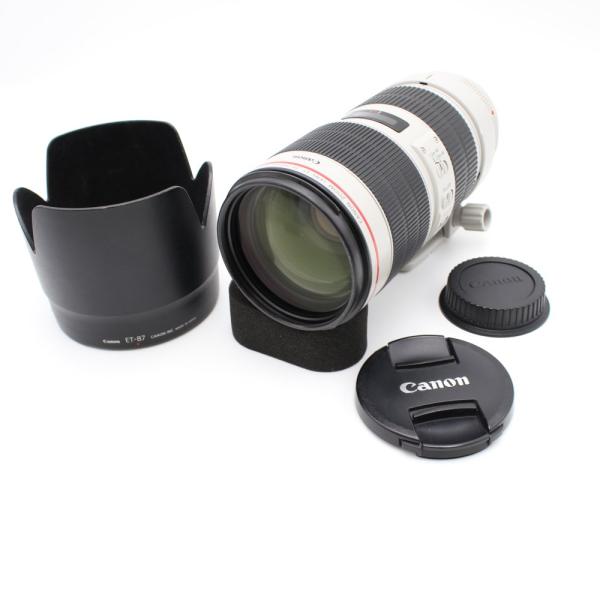 ★美品の状態です。動作確認済。【外観】小スレ・小キズ・三脚座に塗装のハゲは見られますが、全体的にきれいです。【光学】ごく軽微なチリがありますが、撮影に影響はありません。カビやクモリは見られず、他は良好です。【付属品】写真のものがすべてです。...