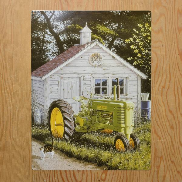 ●「ブリキ看板 JOHN DEERE 小屋」●米国の老舗農機メーカー、ジョンディアのティン・サイン(ブリキ看板)です。●ブリキ看板の詳細 サイズ 高さ 約405mm、幅 約317mm●ジョンディア:ジョンディアは、1837年、創業者のジョン...