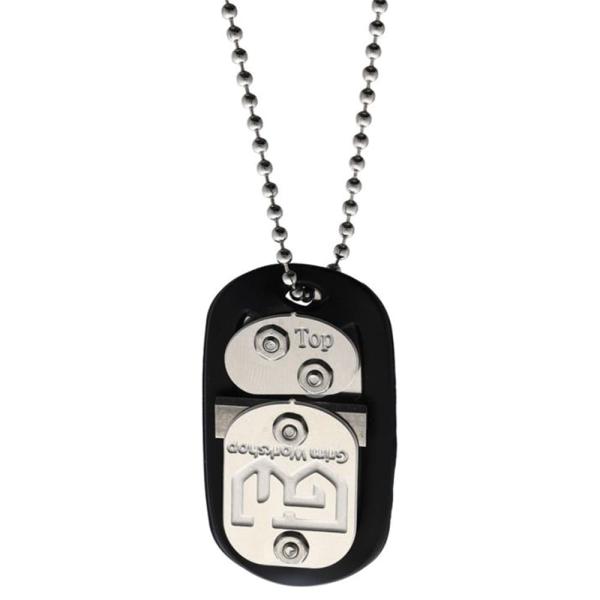 ●ペットボトルを細長くカットして頑丈なロープにできるドッグタグ型カッター●自然の中でのサバイバルに役立つ独創的なアイテムを数多く展開する米国のメーカー「GRIM WORKSHOP」のEDCツール。●EDCツールの詳細 サイズ(縦×横):約4...