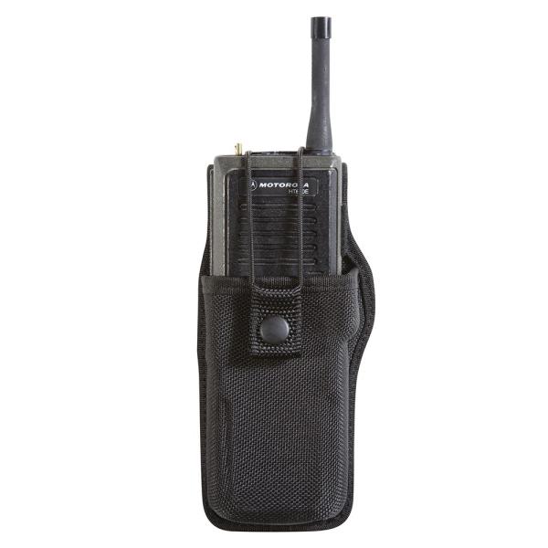 ●ビアンキのアキュモールドを採用したスリムタイプのラジオポーチ●ビアンキのコンパクトでスリムなシルエットのユニバーサル スリムライン ラジオホルダーです。従来のレザー製品の立体技術をナイロン素材で実現した、ビアンキ独自のアキュモールド技術を...