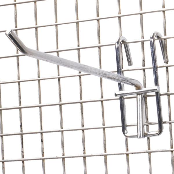 ●商品陳列などに便利なディスプレイ用品●一般的な5cm角のディスプレイネット(格子状のネット什器)に対応しており、商品などを陳列するための定番アイテム。使い方次第では倉庫や工房などの作業スペースで、工具・資材の整理にも活用できます。●コネク...