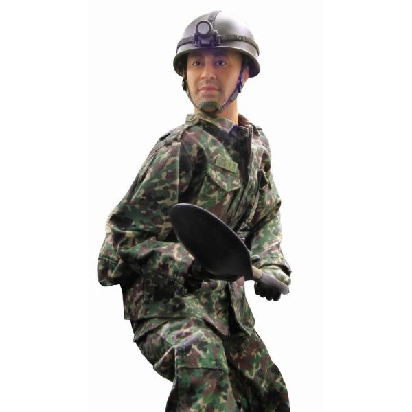 ●災害派遣で懸命な復旧活動を行う自衛官の姿を再現●地震、台風、洪水、火山爆発、降雪に関わる災害など、日本国内でもあとを絶たない自然災害。国や地方自治体の要請を受けて出動する、陸上自衛隊の災害派遣隊 小暮健太朗 3等陸曹のフィギュア。●1/6...