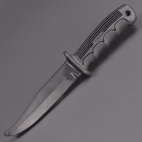 ●柔軟性のあるゴム製のトレーニングナイフ●FABディフェンスのラバー製トレーニングナイフ。柔軟性の高いゴムを使用し、ハンドル部分は指溝が施されているので握りやすく、また滑りにくくなっています。ハンドル後部にはストラップホールがあるので紐など...