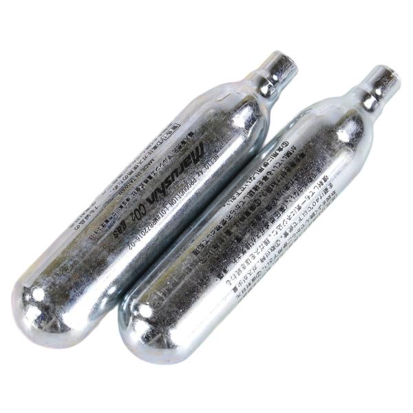 ●マルシンのCO2ガスガン専用のカートリッジ●マルシンのCDX(CO2)シリーズのガスガンに使用する、二酸化炭素(CO2)高圧ガスカートリッジです。Carbon8など他社のCO2ガスガンでも使用OK。●CO2カートリッジの詳細 内容量:10...