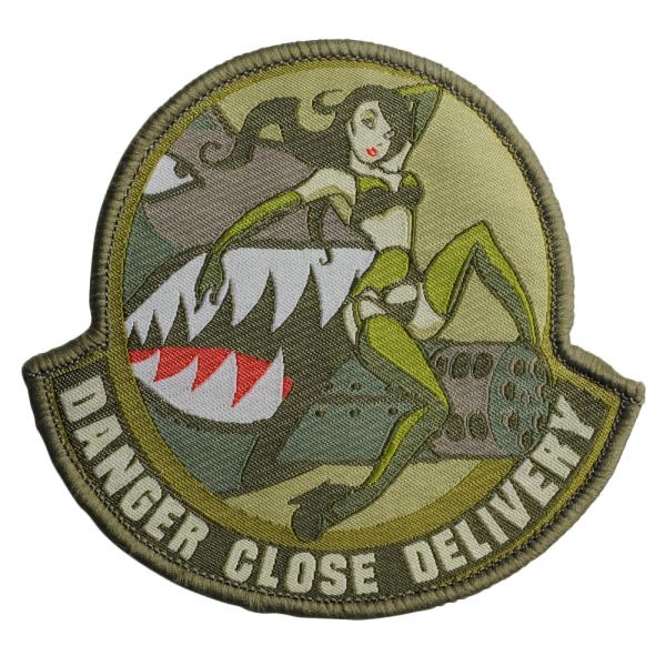 ●アメリカ空軍のA10をモチーフにしたデザインパッチ●各国の兵士の間で人気を誇るMIL-SPEC MONKEY(ミルスペックモンキー)のワッペン。フェアチャイルド・リパブリック社が開発したA-10(サンダーボルトII))にまたがった女性と、...