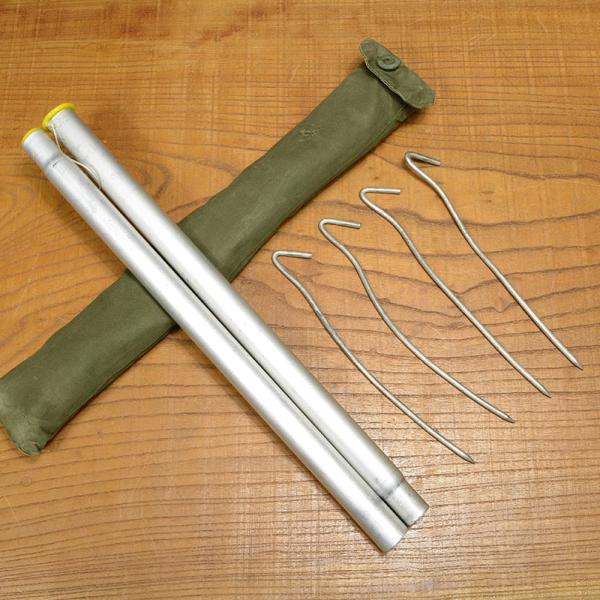 ●ポーランド軍より払い下げられたテント組み立て用キット●ポーランド軍が実際に使用していたパップテントの設営用セットです。【軍放出品のご購入を検討されているお客様へ。ご購入前に必ず下記の説明文、注意文を最後までご一読いただきますようお願い致し...