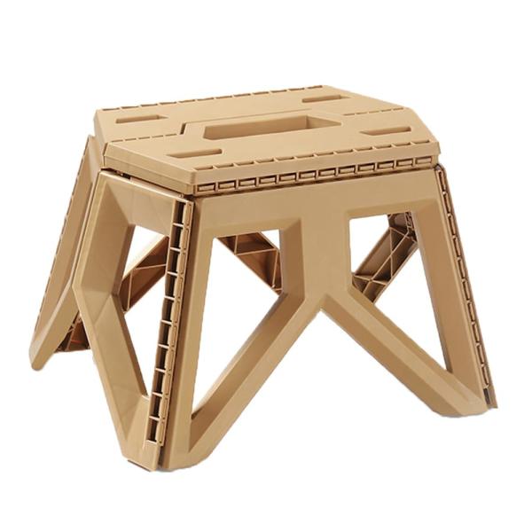 ●1ステップで折りたためるコンパクトで頑丈なポリマー製の踏み台●アウトドアでの使用に最適なポリマー製の踏み台。●ポータブルスツールの詳細 外寸(高さ×幅×奥行):約23×34×28cm、座面サイズ(縦×横):約20×29cm、収納時サイズ(...