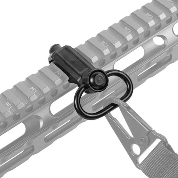 ●ピカティニーレールに取り付け可能なQDスイベル●ピカティニーレール(20mmレール)に取り付け可能なQDスリングアタッチメントと、QDスイベルのセット。●スリングスイベルの詳細 サイズ:約47×28mm、スイベルホール内径:幅：約3.5c...