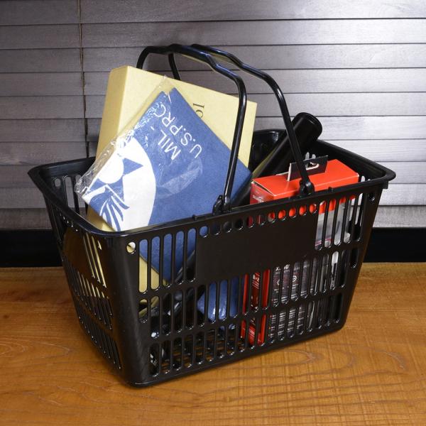 ●収納グッズでもインテリアとしても使用できる買い物カゴ●自分好みのアレンジができる、買い物カゴ(バスケット)です。お部屋や車内、ガレージの整理や洗濯カゴにも使えるので大変便利です。使用しない時には複数重ねて収納出来るため、省スペースや収納・...