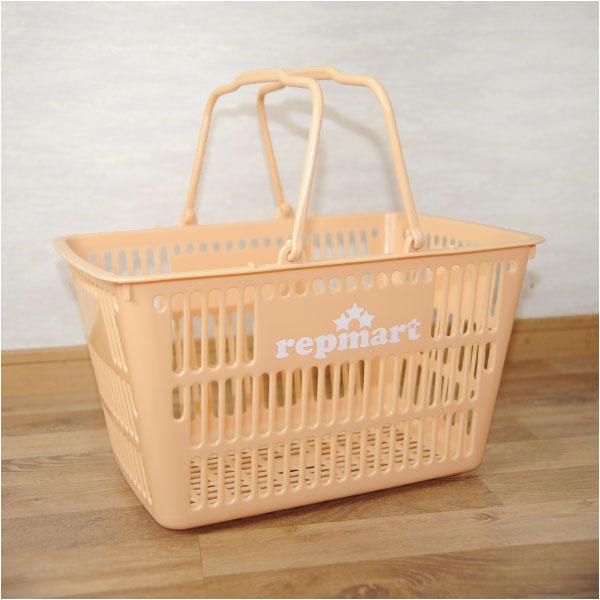 ●オリジナルデザインの買い物カゴ、小物の整理、運搬などに便利●repmartのロゴマークが両側面に入った、オリジナルデザインのバスケット。プラスティック製のショッピングバスケットで、お部屋やガレージ、車内の小物整理にも使えたいへん便利。●バ...
