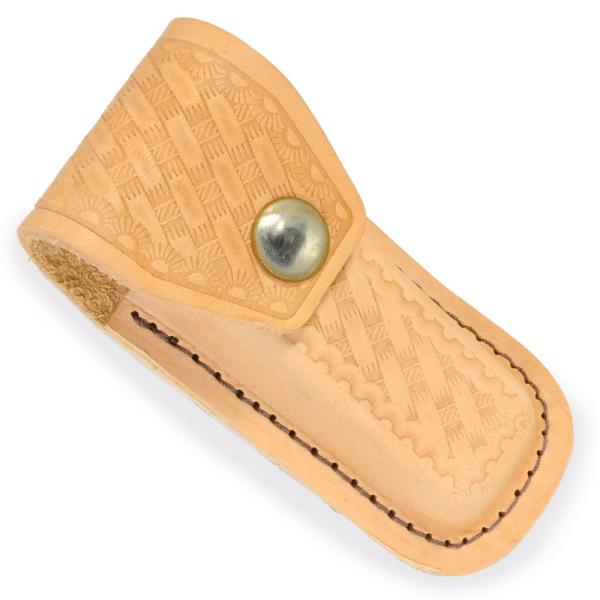 ●「ナイフポーチ 革製 SH204 バスケットウェイブ 」●籠網模様を型押し加工の革製ナイフポーチです。フラップの固定はドットボタン式、裏面にベルトに固定するためのスリット入り。●ナイフポーチの詳細 サイズ[内寸]:約95mmx27mmx1...