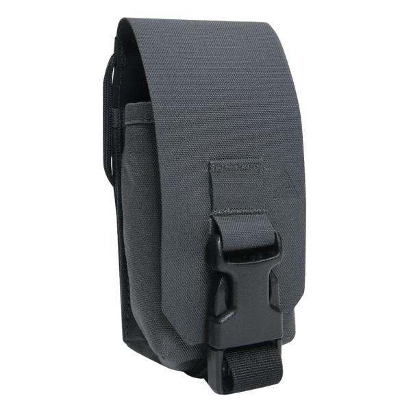 ●軽さと耐久性を高め、安全性にも配慮したグレネードポーチ●アメリカ製(USタイプ)のスモークグレネードを1本収納できる、DIRECT ACTION(ダイレクトアクション)のSMOKE GRENADE POUCH(スモーク グレネード ポーチ...