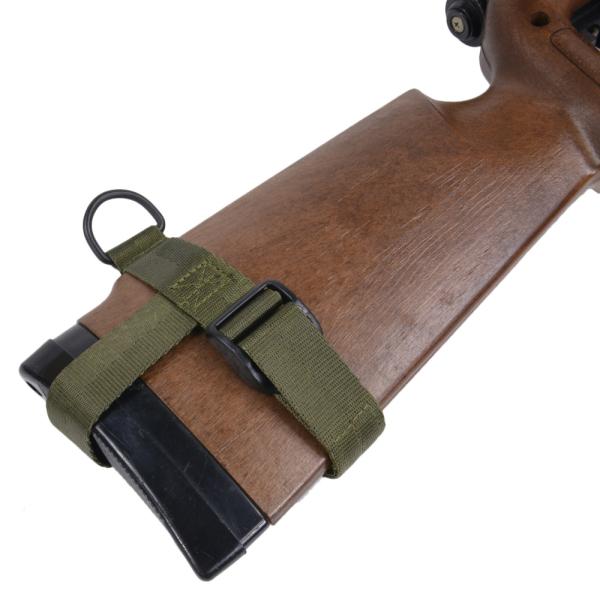 ●バットストックに簡単装着でスリングが取り付けられる●T字型でしっかりと包み込むようにホールドするタイプになっており、Dリングのある部分を上にしてストラップをバットストックにはめ、ストラップの端をバックルに通してしっかりと締めるだけで簡単に...