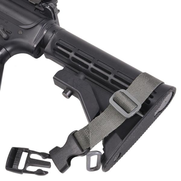 ●手持ちのスリングを、簡単にクイックリリースに変換●バイキングタクティクスのスリング拡張パーツ。拡張パーツのベルトを銃器に装着し、バックルの相方パーツにスリングを通すだけでアタッチメント部分が完成。スリングとライフルをワンタッチで素早く切り...