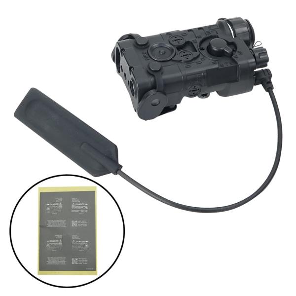 ●コンパクトタクティカルデバイスを再現したフラッシュライト●エアソフトガン用の電子機器の製造、販売を手掛けるブランド「WADSN」のウエポンライト。●フラッシュライトの詳細 サイズ:約L10cm × W5cm × H3cm、重量:約70g、...
