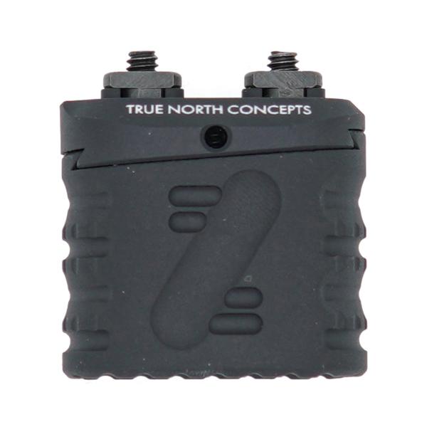 ●高いモジュール性を備えた次世代のフォアグリップ●米国製の銃器パーツを多く販売する「True North Concepts」製のフォアグリップ。●フォアグリップの詳細 対応規格：M-LOK素材        ：アルミニウム/【ショート】 グ...