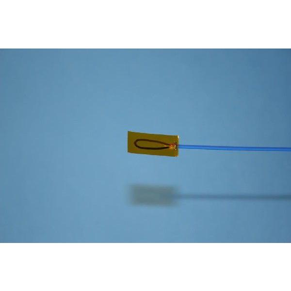 表面用熱電対（モールド通常タイプ）気密性があるため、液体の中に挿入することが可能です。熱電対素線が箔状の為、今まで挿入することの出来なかった、隙間に挿入することが可能です。熱電対素線が箔状の為、応答速度にも優れています。粘着テープが付いてい...