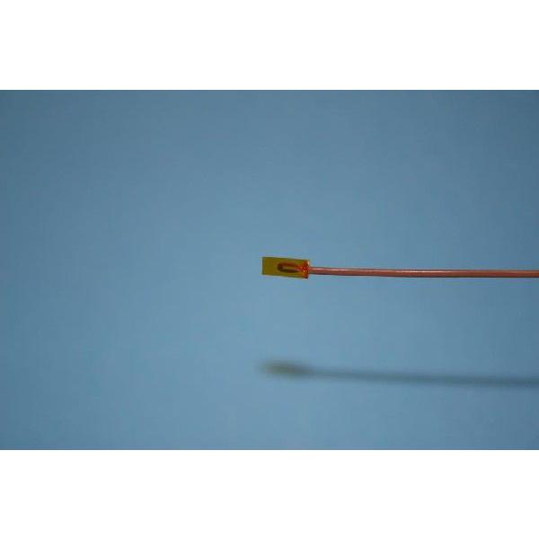 表面用熱電対（モールド極小タイプ）気密性があるため、液体の中に挿入することが可能です。熱電対素線が箔状の為、今まで挿入することの出来なかった、隙間に挿入することが可能です。熱電対素線が箔状の為、応答速度にも優れています。粘着テープが付いてい...