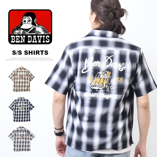 大人気のBEN DAVIS ベンデイビスより新作シャツが登場しました。ルードスタイルに合うオンブレチェックのオープンカラーシャツに左胸、背面にレトロな雰囲気の刺繍を施しています。程よいサイズ感で夏のアメカジスタイルにぴったりな1枚です。ブラ...
