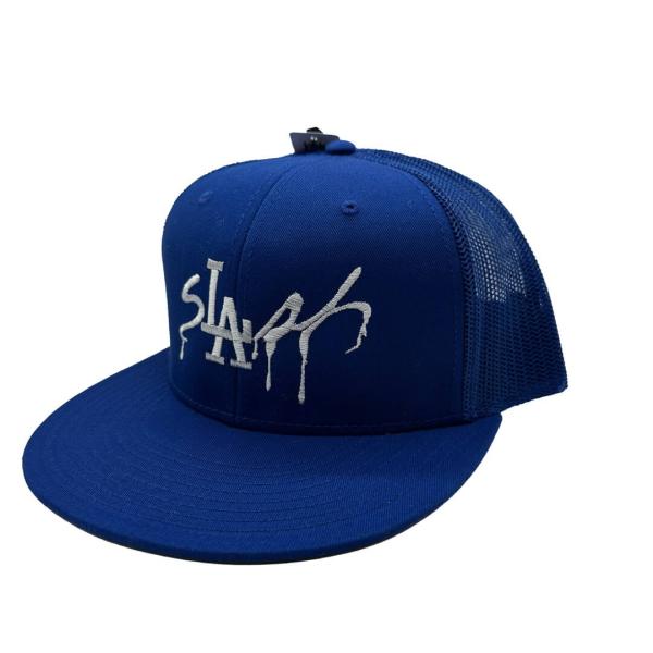 バックにサイズアジャスターが付くフリーサイズのメッシュキャップです。フロント：刺繍BLUE, BLACK の2色あります。お好きなカラーをお選びください。＊OTTO社ボディー