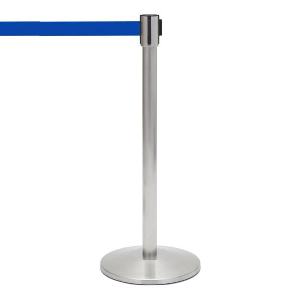 【商品説明】人が大勢集まる場所で活躍するポールパーテーション。オフィス、ホテル、銀行、空港、映画館、コンサート会場や店舗でのお客様誘導、進入制限、行列の整理等に。 使い方はベルトを留め具に引っ掛けて連結するだけ。ベルトのカラーはブルー、最大...