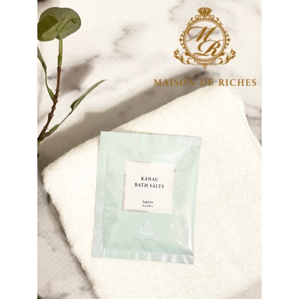 女性が毎日の生活がときめくように、そして、「私を愛する」叶うバスソルト名前の通り、叶うバスソルトという意味です。香りはオレンジとジンジャーの香りに包まれ、優雅な強運アップにつながります。バスタイムでリラックスしてリッチに過ごし、第1〜第4チ...