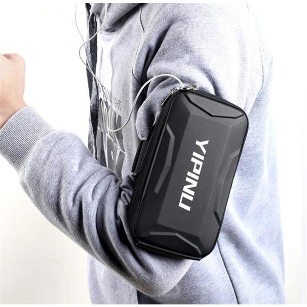 品番　：rya20素材　：防水PUカラー：レッド、ブルー、シルバー、ブラックサイズ：M、L重量　：M84g±3g　　L95g±3gMサイズ：対応5.0及び5.0インチ以下のスマートフォンLサイズ：対応5.0-7.0インチのスマートフォンケー...