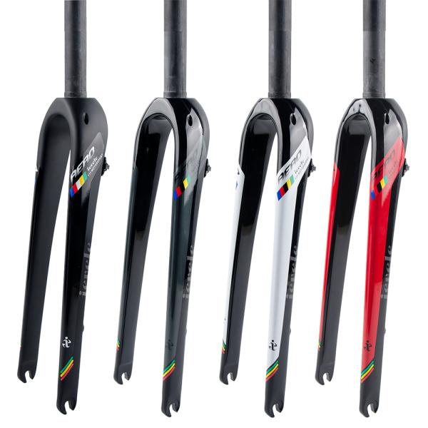 メーカー：ievele素材：T800カーボン重量：430g±25g（ストレート）　　　コラム径：：28.6mm（1-1/8〓）コラム長：300mmエンド：100mm対応ホイール：最大700*45Cストレート：S1（ロゴなし艶有り）、S2（ロ...