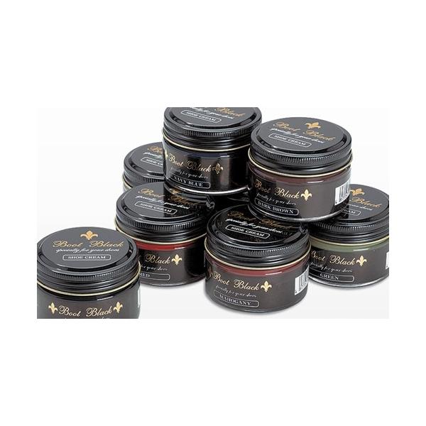 シューケアメーカー最大手のコロンブスとリファーレが共同開発をした「Bootblack」のシュークリームです。ビタミンEとコラーゲンを配合することで、保湿効果を高め、革のしなやかさを保ちます。粒子が今までの靴クリームに比べて小さくなったことで...