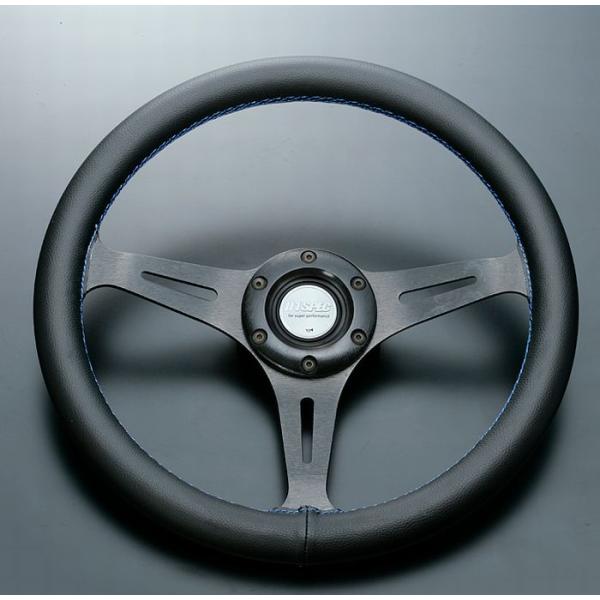 【ご注文前のご確認】●ご注文の際はご希望の径とステッチカラーの選択をお願いします。●車両に装着する際には他にステアリングボスが必要になります。●車検対応品ではありません。◆代金引換/同梱/営業所止注文不可商品となります。◆御注文確定後、仕入...