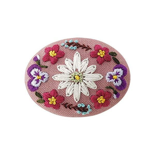 レッド/-/9084・セット内容：刺しゅう布NO6500エミークロス（図案プリント済）、裏布、２５番ししゅう糸、くるみ板、厚紙、ブローチピン、フランスししゅう針、カラー図案付説明書・用意するもの：手縫い糸、縫い針、はさみ、チャコペン、手芸用...