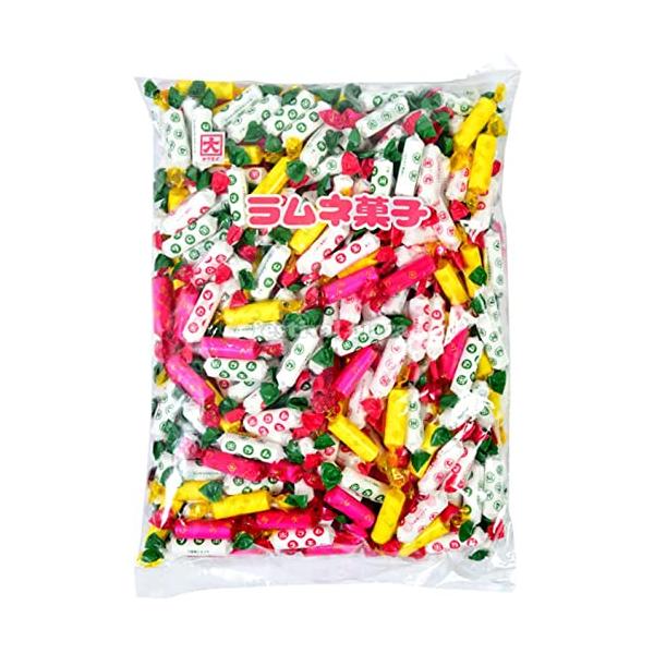 ホワイト/新商材/-・FlavorName:新商材・内容量:1kg×1袋・商品説明:甘酸っぱく口どけの良いレモン味のラムネが5粒、4種類のパッケージでひねり包装された商品です。・保存方法:直射日光、高温多湿をさけて保存してください。