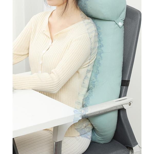 43*70cm人間の体は座り続けるのには適しておらず、背骨や腰に負担がかかります。人間の腰椎の曲線（Ｓ字カーブ）にフィットすることで腰椎のカーブをサポートし背中の筋肉の負担を和らげるクッションです。★健康的な正しい姿勢に☆首からお尻までの背...